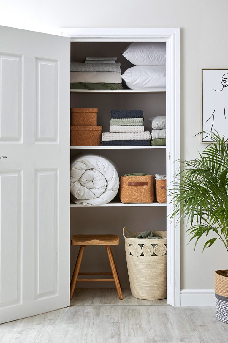 Ako si v spálni prakticky zariadiť úložné priestory | Môjdom.sk